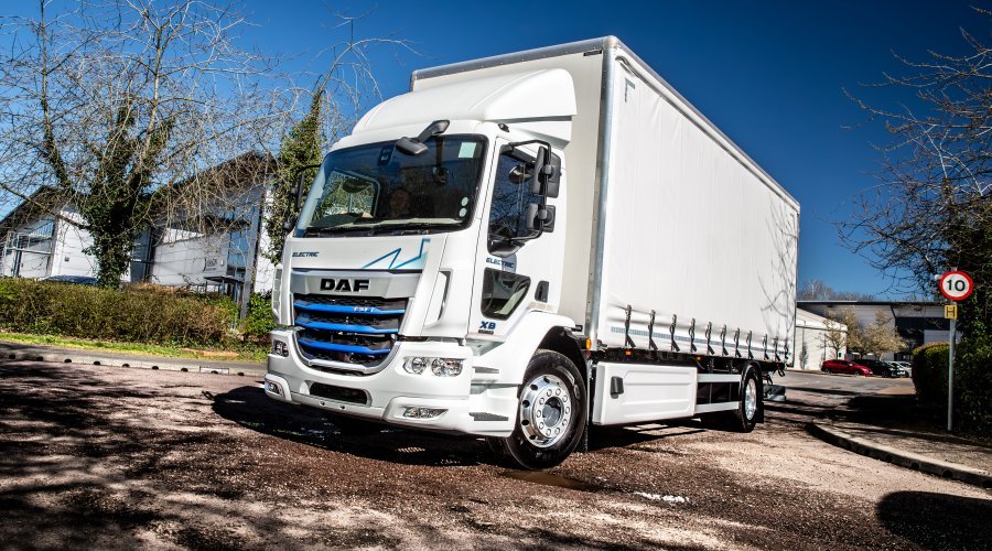 Motus Commercials Wrexham Homepage | DAF Trucks | Truck Servicing ...